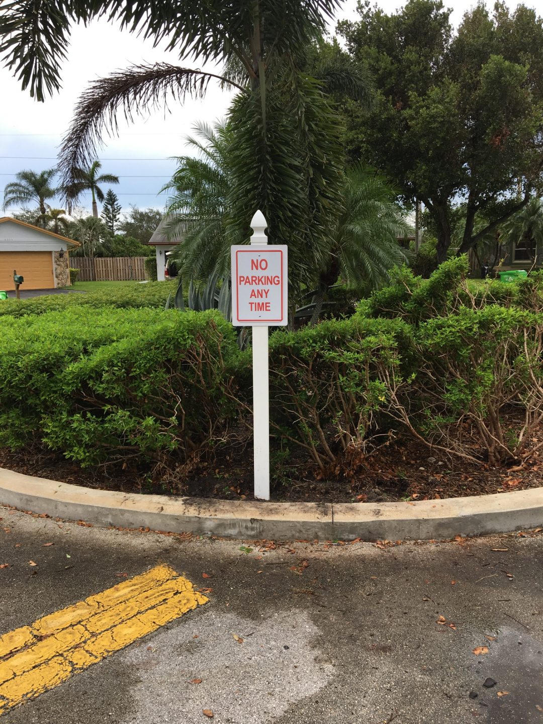 The importance of Street Signs in your residential area in Boca Raton
